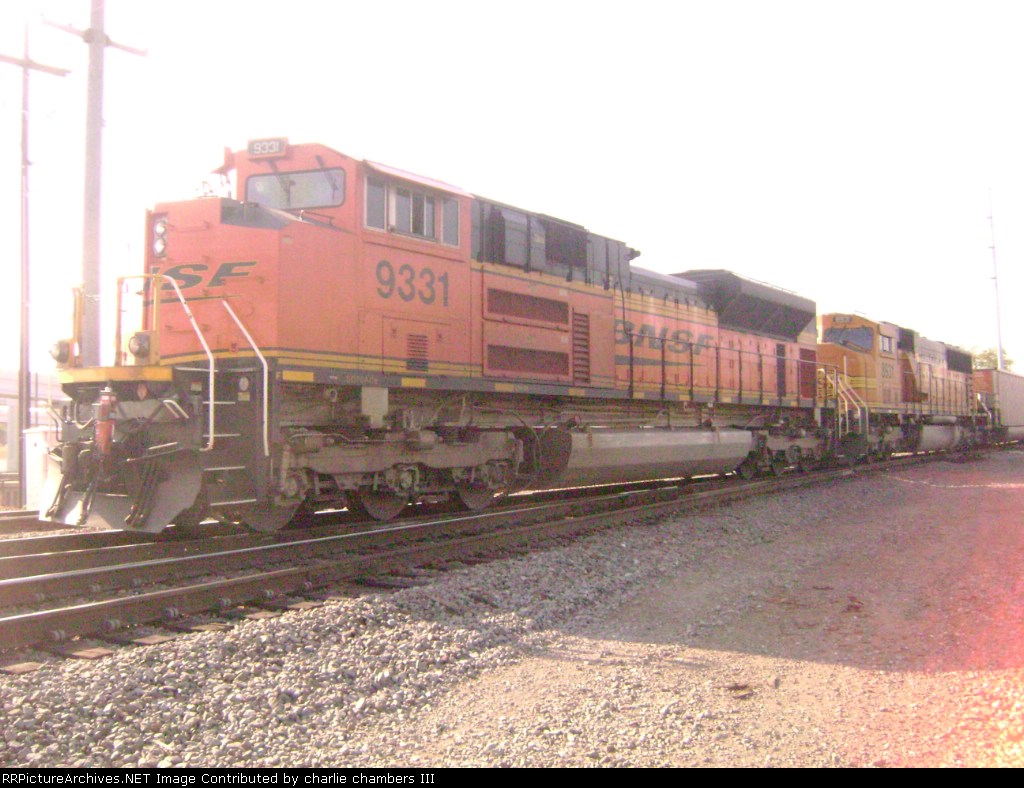 BNSF 9331